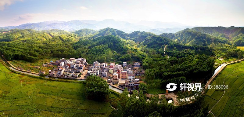 山水环绕的龙凤村 图片 | 轩视界